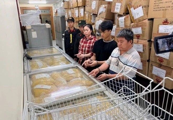 Hoàn Đế Càn Long băng hà, Gia Khánh gọi gấp 1 lão thần về triều: Hòa ...